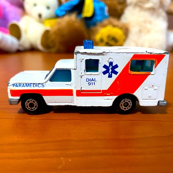 MATCHBOX | Toys | Ambulance 977 Matchbox Car | Poshmark